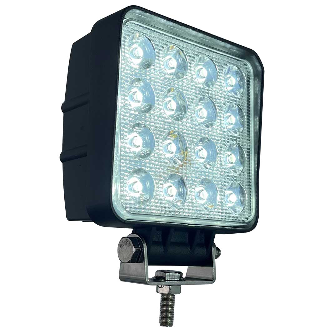 Phare de travail 16 leds pour chantier
